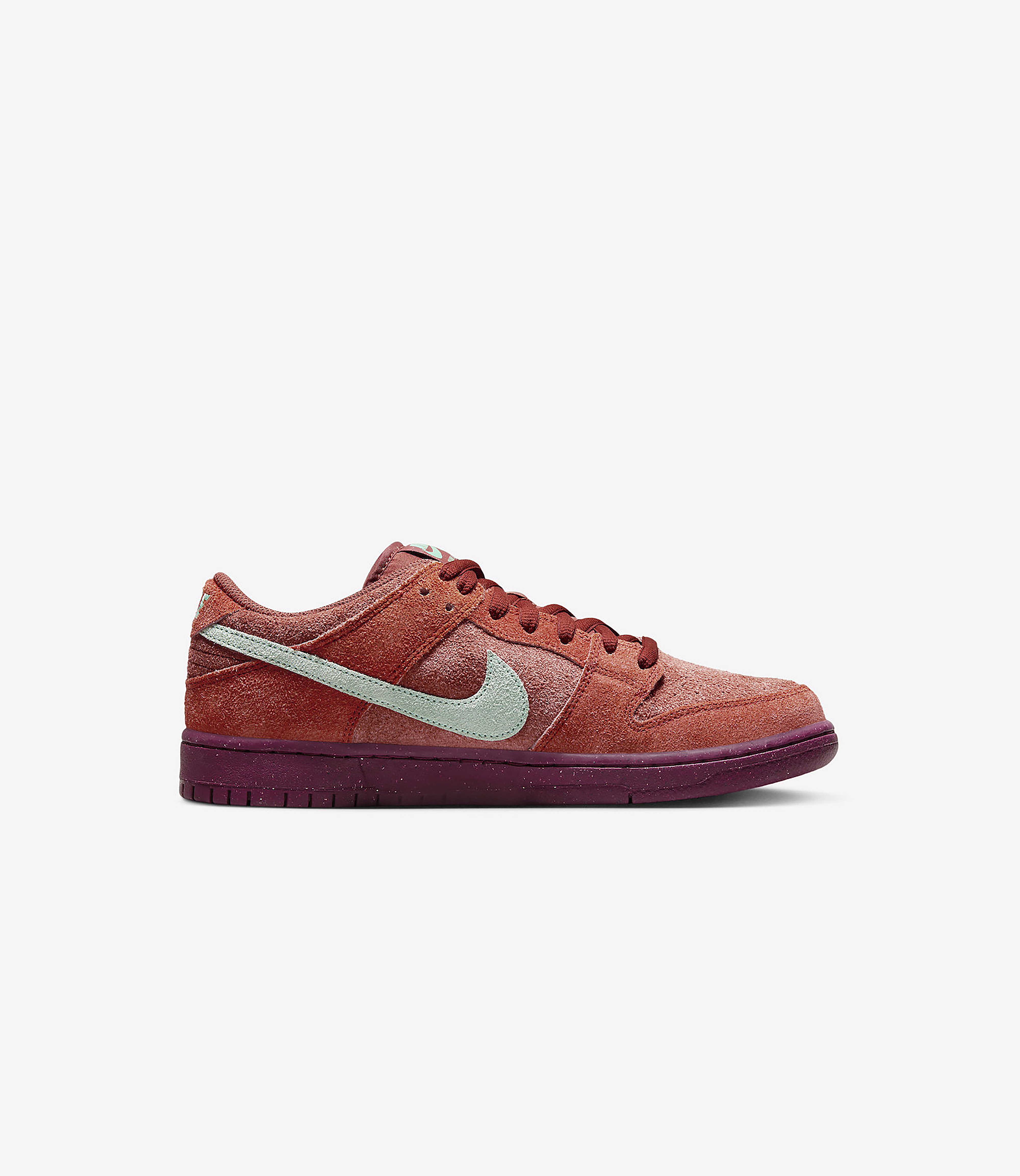 Shop Nike SB Dunk Low Mystic Red Rosewood at itk online store