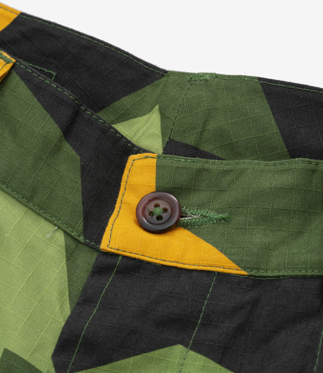 Shop Universal Works Loose Cargo Pant Swedish Camo Wax Cotton Olive at ...